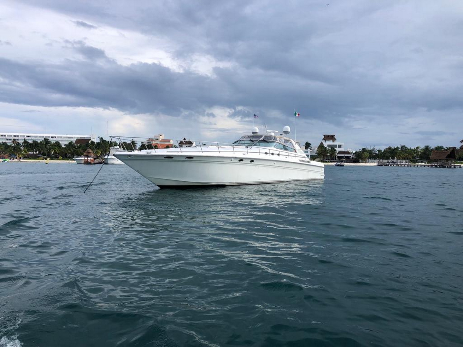 Yacht for large group 63 ft - CancunCD - Catamaran Dream